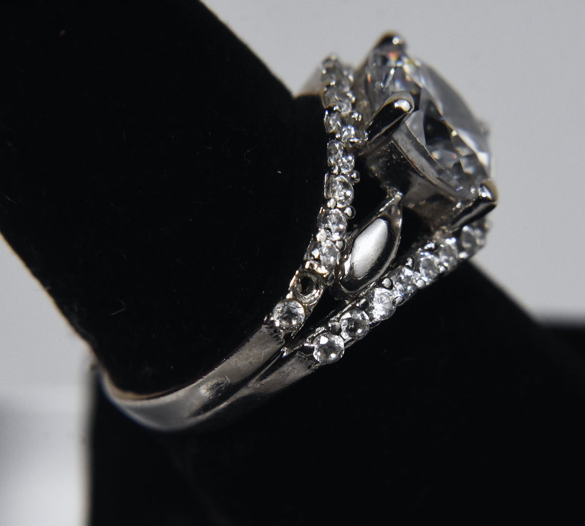 Sterling Silver Split Shank Cubic Zirconia Ring - Size 7 – Home Again ...